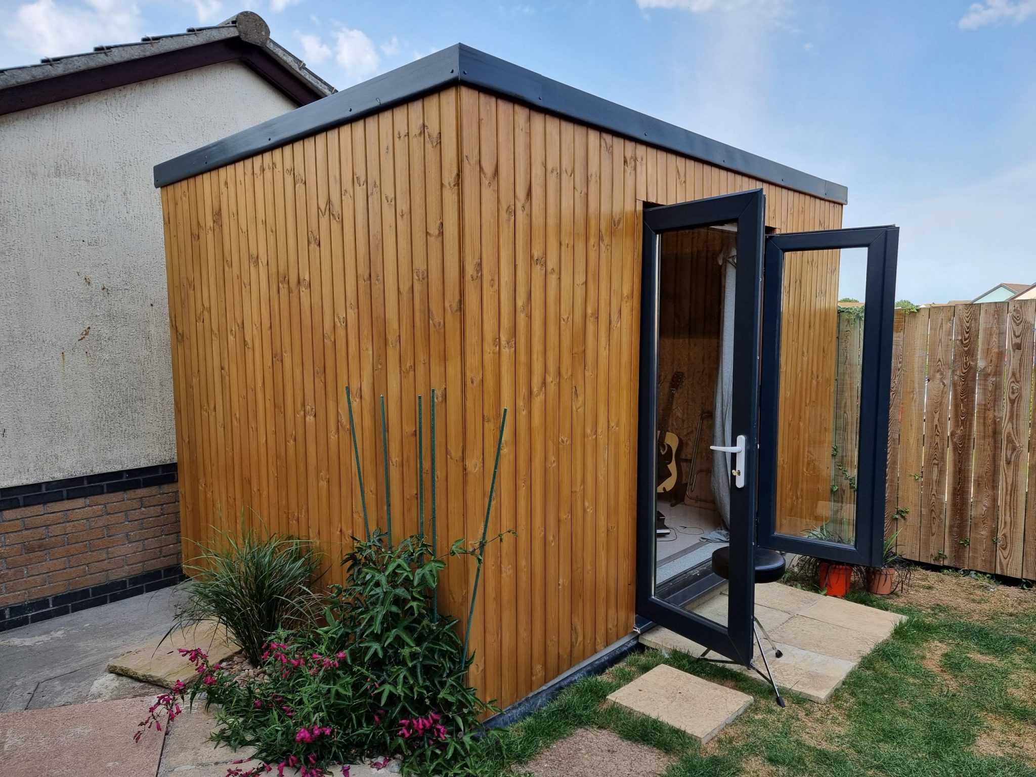 Photo Gallery - Structural Insulated Panels (SIPs) UK | Garden Annex ...
